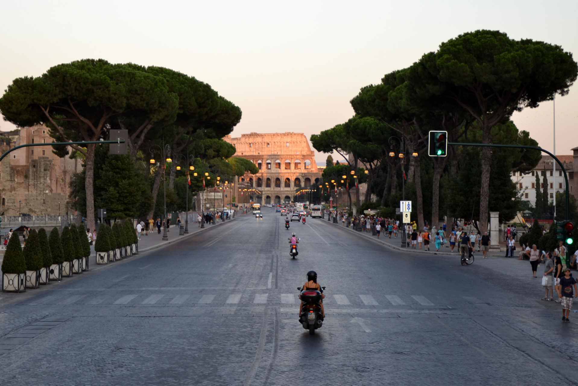 Cum cumperi online bilete la Colosseum si Forurile Romane – Calatorii ...